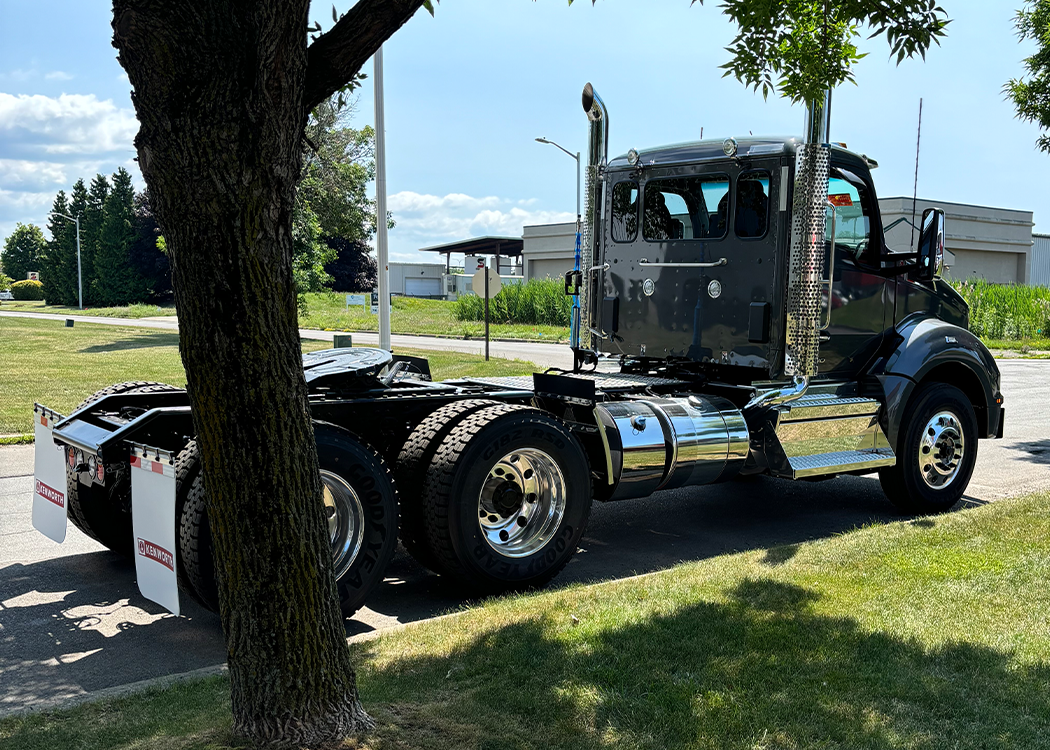 Kenworth T880