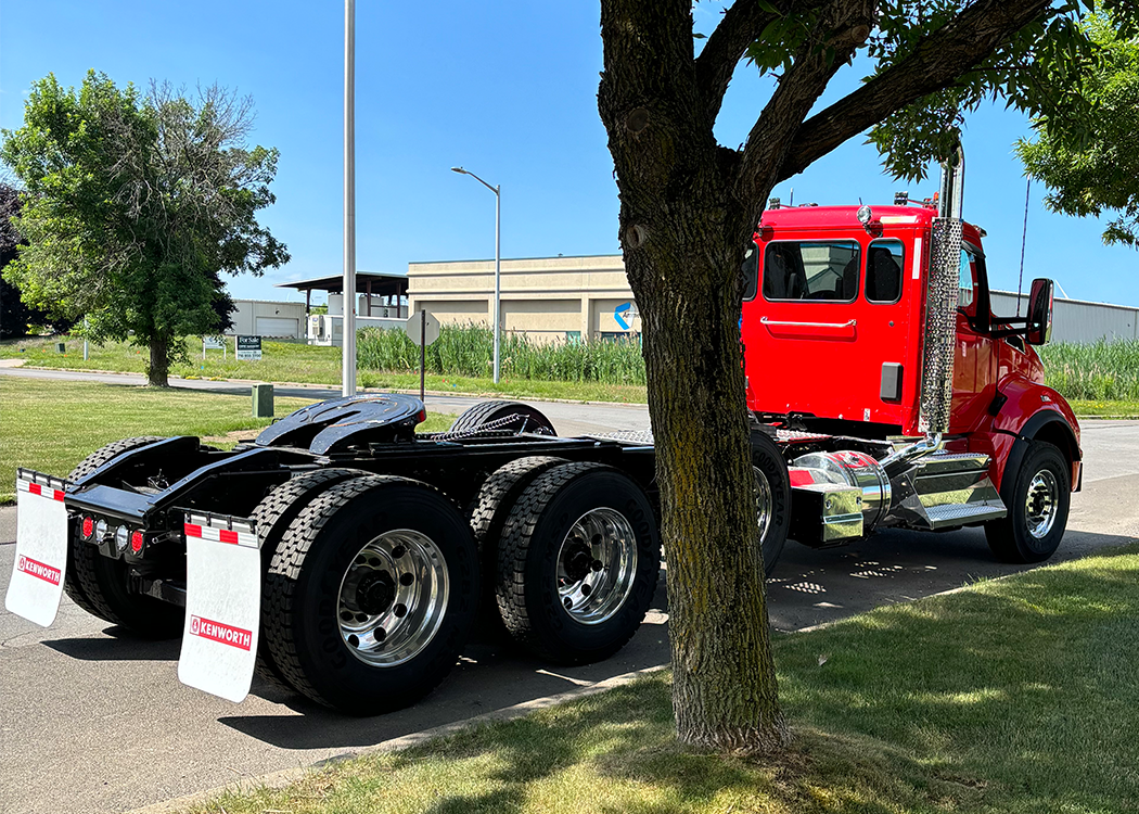 Kenworth T880